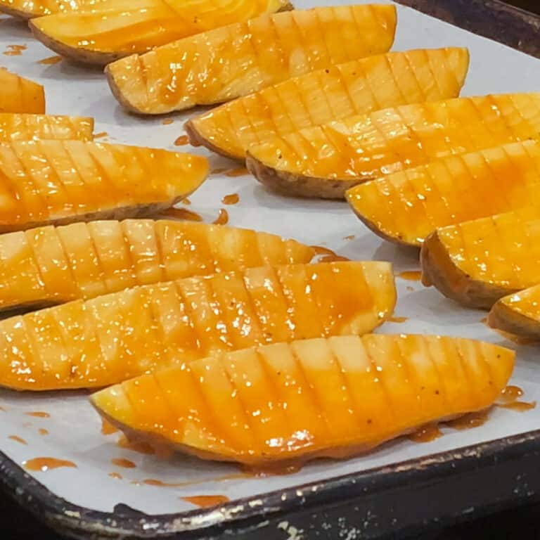 Buffalo Potato Wedges Recipe - The Black Peppercorn