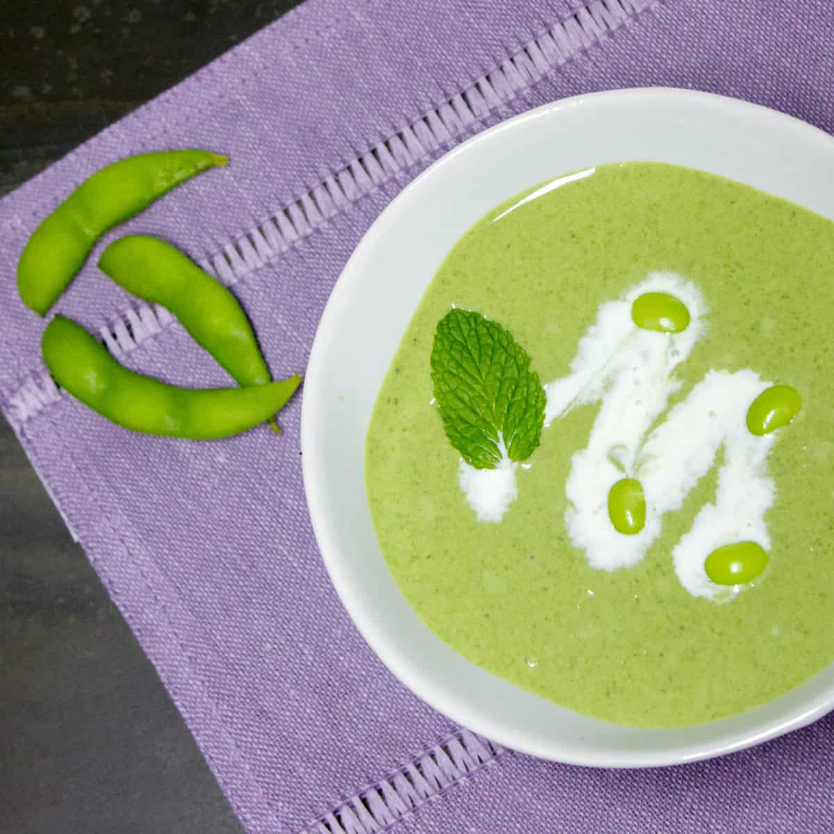 Edamame and Spinach Cream Soup Recipe with a Hint of Mint