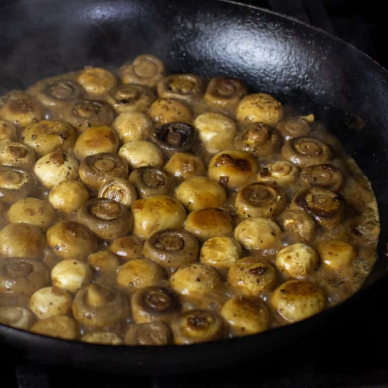 Sautéed Button Mushrooms Recipe - The Black Peppercorn