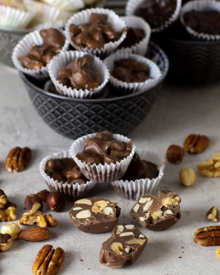 Chocolate Nut Clusters - The Black Peppercorn